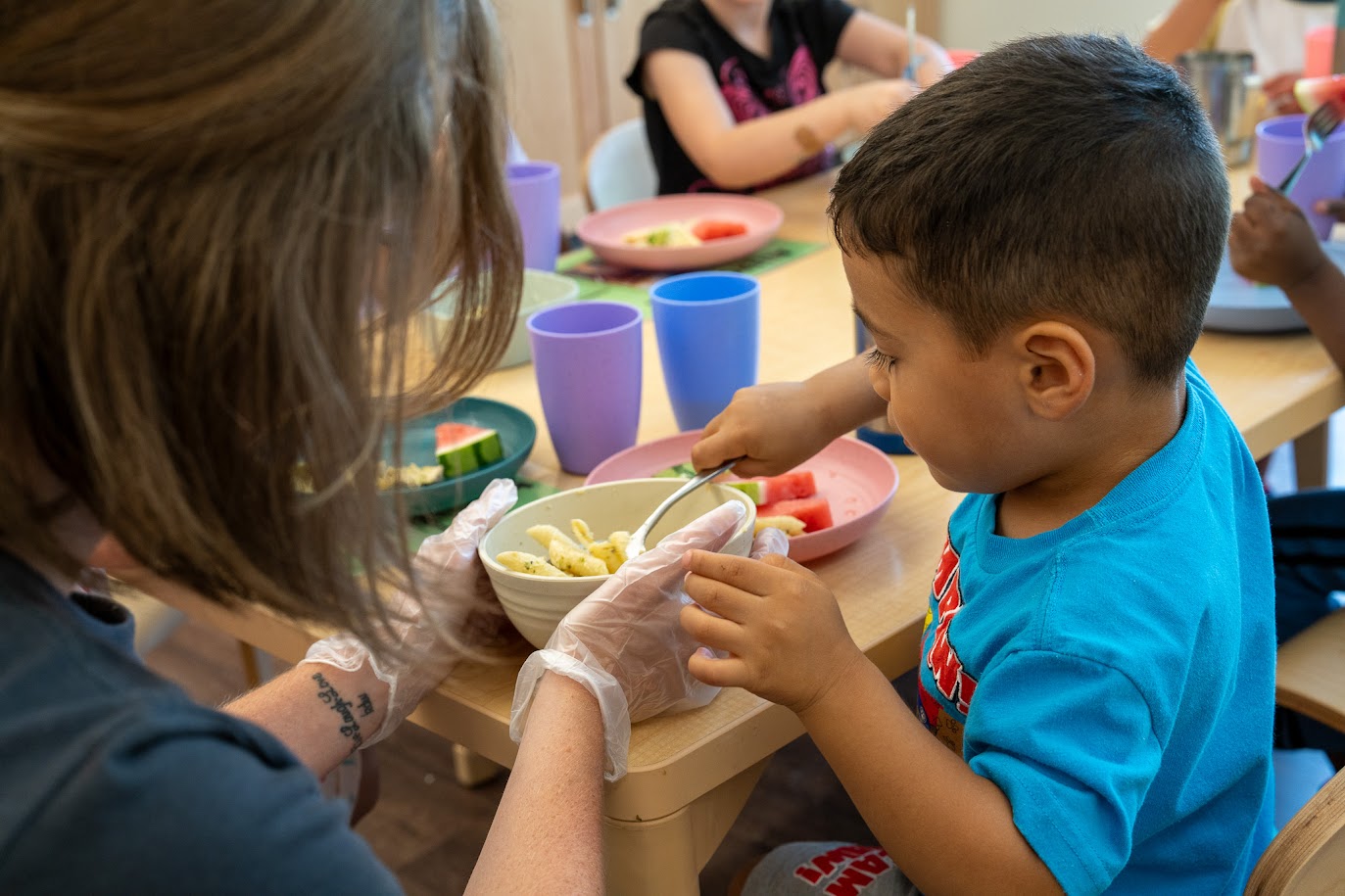 How Family-Style Dining Supports Independence and Social Skills - The ...